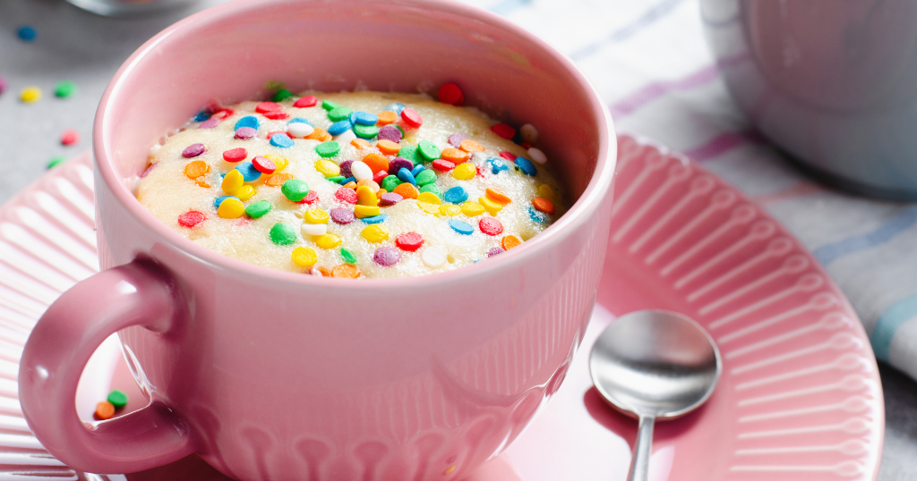 Funfetti Mug Cake (9 Minutes) Recipe